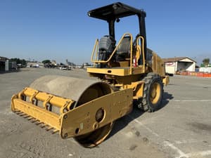 SOLD - 2017 Caterpillar CS44 Lot No. 2701 Construction with 1,517 Hrs ...