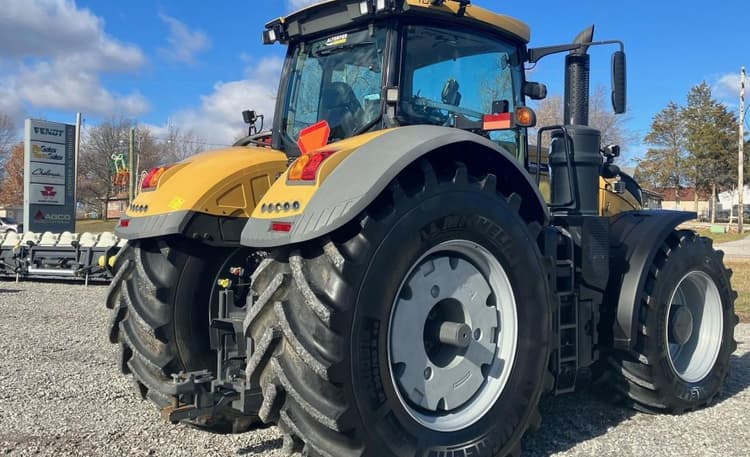 Challenger 1050 Tractors 425 or more HP for Sale | Tractor Zoom