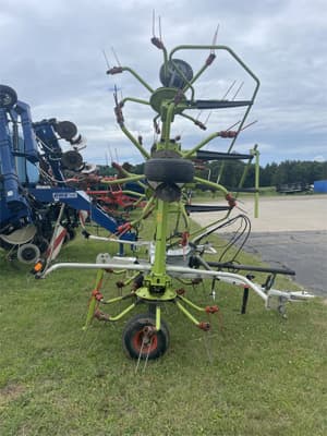 SOLD - 2017 CLAAS Volto 800 TH Stock No. 841563 Hay and Forage ...