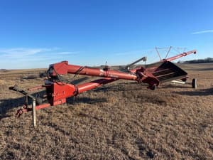 SOLD - 2017 Farm King 1070 Lot No. 23 Harvesting with 74 Ft | Tractor Zoom