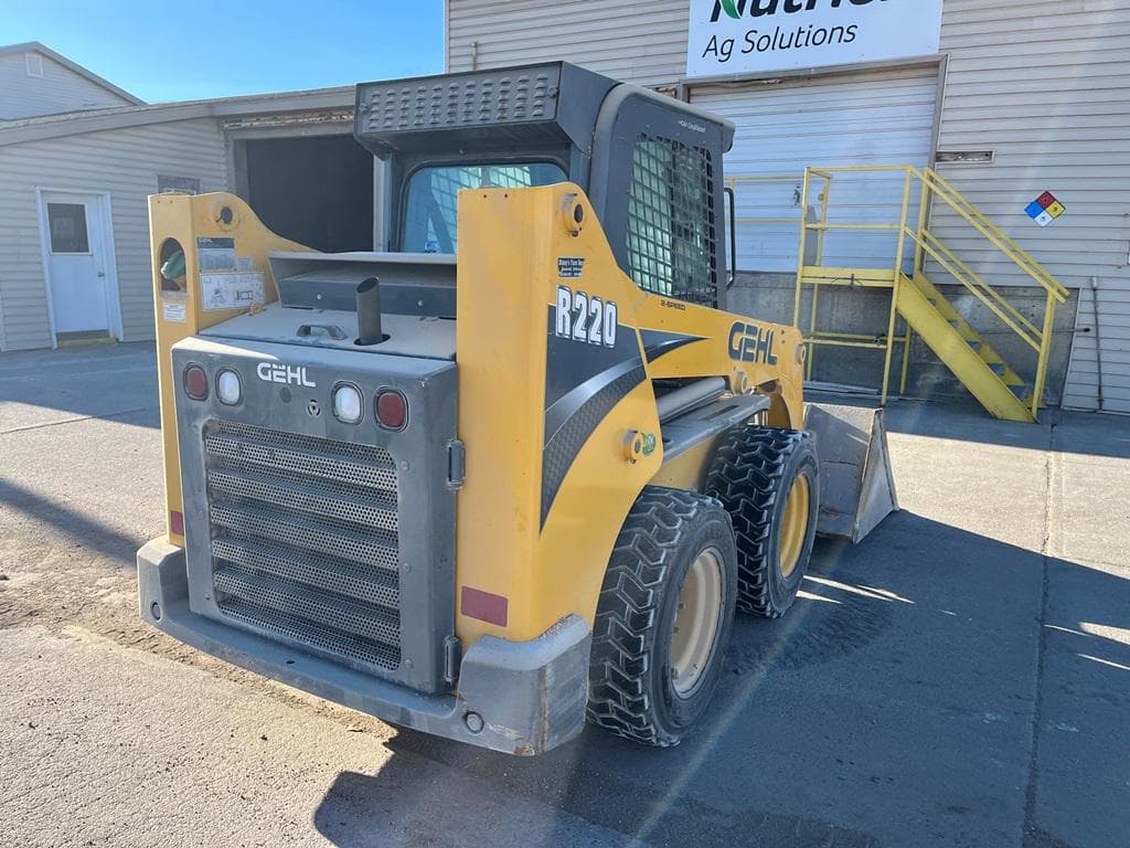 2017 Gehl R220 Construction Skid Steers for Sale | Tractor Zoom