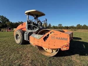 SOLD - 2017 Hamm H12i Lot No. 11137 Construction with 3,930 Hrs ...
