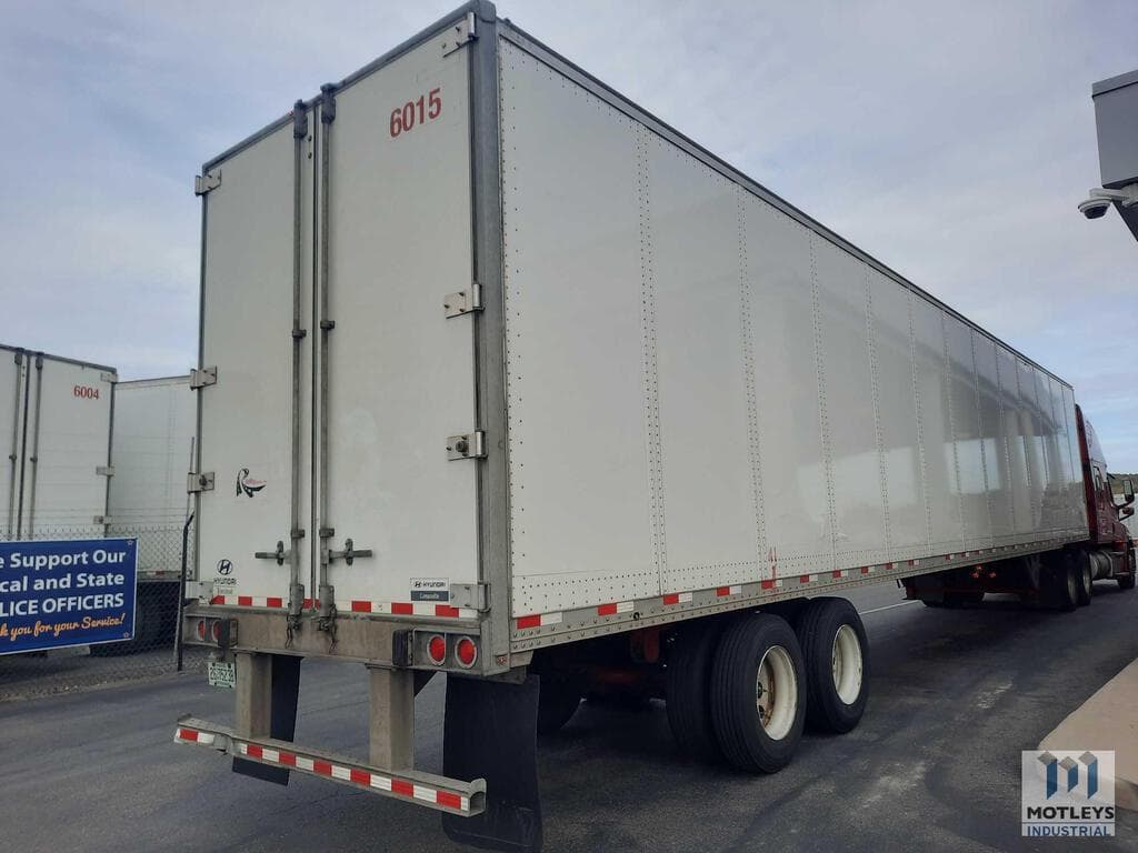 Tractor Zoom - 2017 Hyundai VC2530152-JSW