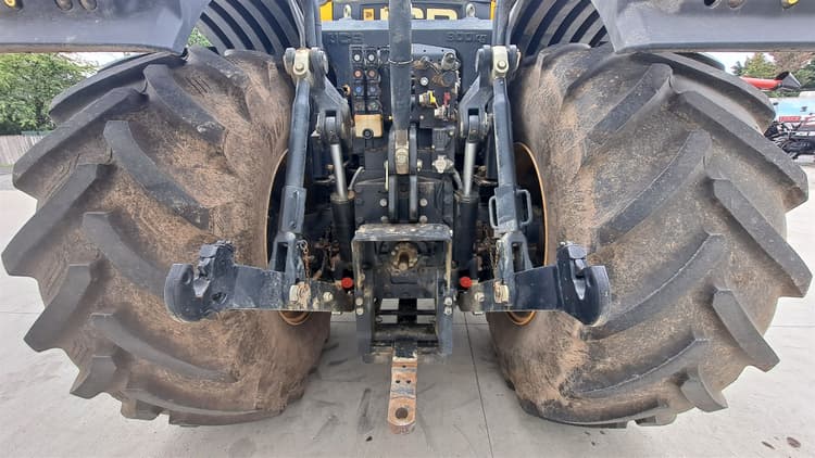 2017 JCB Fastrac 8290 Tractors 175 to 299 HP for Sale | Tractor Zoom