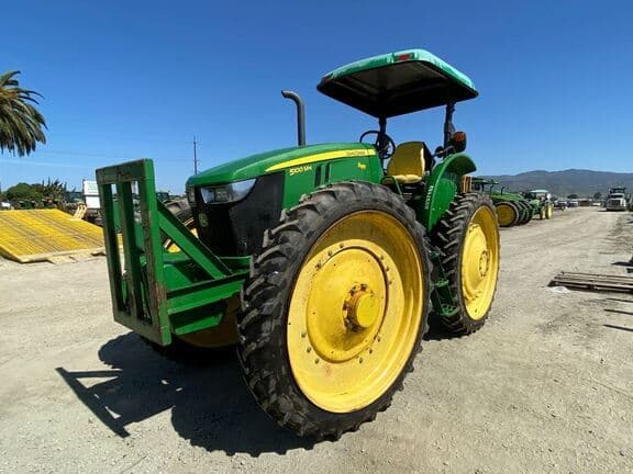 2017 John Deere 5100MH Tractors 100 to 174 HP for Sale | Tractor Zoom