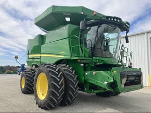 SOLD - 2017 JOHN DEERE S680 Stock No. 222111149 Combines with 2,071 Hrs ...