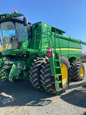 SOLD - 2017 John Deere S690 Stock No. 63002738 Combines with 2,504 Hrs | Tractor Zoom