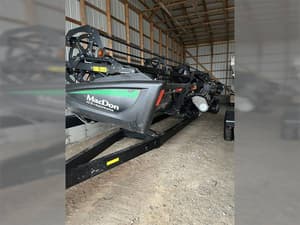 SOLD - 2017 MacDon Industries FD75 Stock No. 3384 Harvesting with 40 ft ...