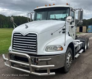 SOLD - 2017 Mack CXU Lot No. DW1965 Other Equipment with 981,826 mi ...