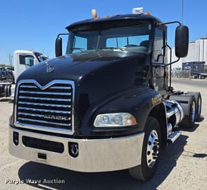 SOLD - 2017 Mack CXU613 Lot No. DH8668 Other Equipment with 581,459 mi ...