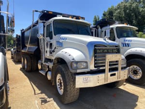 SOLD - 2017 Mack GU713 Lot No. 52737002 Other Equipment with 178,365 mi ...