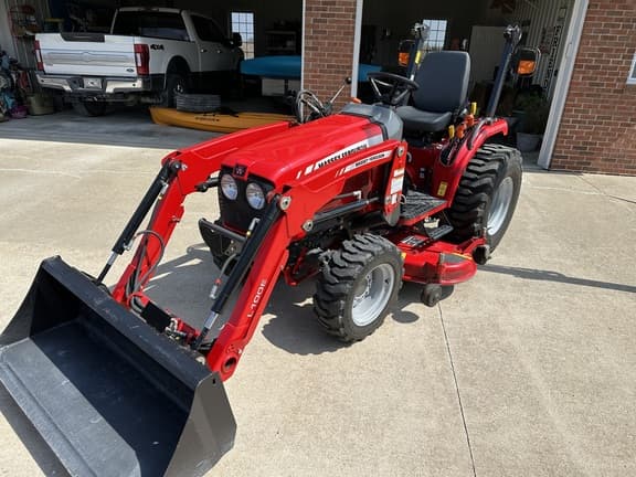 2017 Massey Ferguson 1526 Tractors Less than 40 HP for Sale | Tractor Zoom