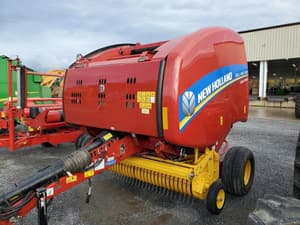 SOLD - 2017 New Holland RB450 Lot No. 517 Hay and Forage with --- Bales ...