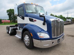 2017 Peterbilt 579 Lot No. 4101 Other Equipment For Sale with 4,566,445 ...