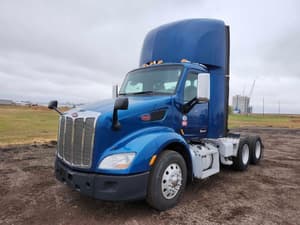 2017 Peterbilt 579 Lot No. 109 Other Equipment For Sale with 582,454 mi ...