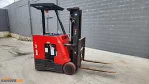 SOLD - 2017 Raymond 415-C35TT Lot No. 34 Construction with --- Hrs ...
