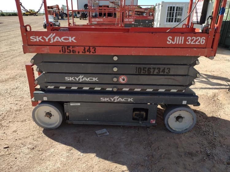 2017 Sky Jack SJIII3226 Construction Aerial Lifts for Sale | Tractor Zoom
