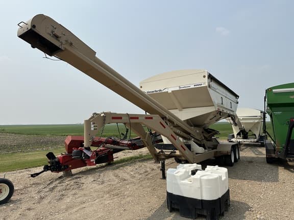 2017 Unverferth Seed Runner 5000 Planting Seed Tenders for Sale ...