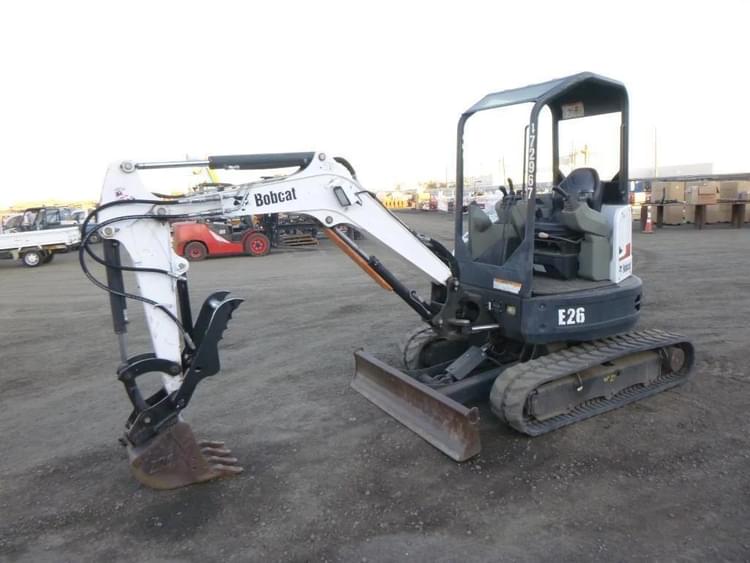SOLD - 2018 Bobcat E26 Construction Compact Excavators | Tractor Zoom