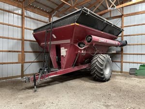 SOLD - 2018 Demco 1050 Stock No. 515333 Harvesting with 1,000 Bu ...