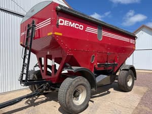 SOLD - 2018 Demco 650 Lot No. 35 Harvesting | Tractor Zoom