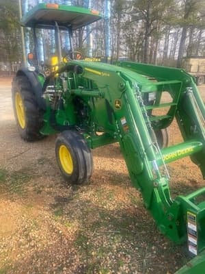 2018 John Deere 5090M Tractors For Sale with 855 Hrs | Tractor Zoom