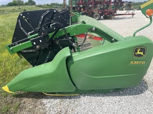 SOLD - 2018 John Deere 635FD Stock No. 180050 Harvesting with 35 ft ...