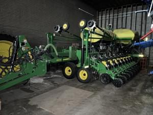 2018 John Deere DB44 Planting For Sale with 24 Rows | Tractor Zoom