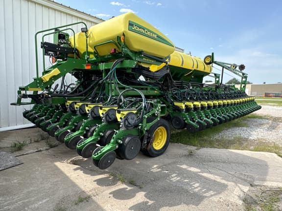 2018 John Deere DB80 Planting Planters for Sale | Tractor Zoom
