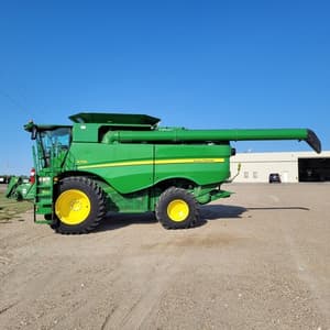 SOLD - 2018 John Deere S770 Stock No. 91591 Combines with 1,143 Hrs ...