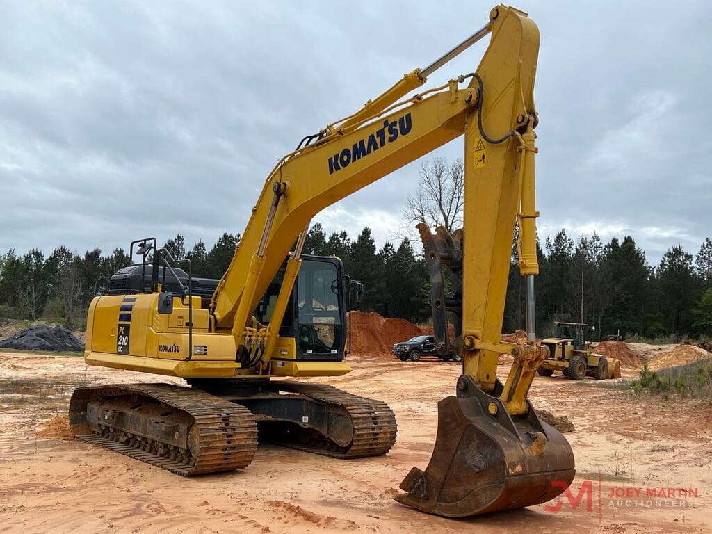 2018 Komatsu PC210LC Construction Excavators for Sale | Tractor Zoom