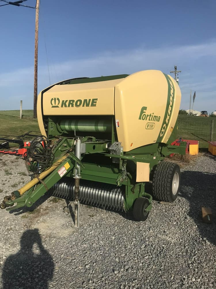 SOLD - 2018 Krone V1500 Hay and Forage Balers - Round | Tractor Zoom