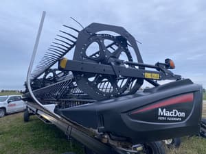 SOLD - 2018 MacDon FD75-40 Stock No. 21337X Harvesting with 40 ft ...