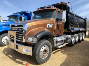SOLD - 2018 Mack GU713 Lot No. 55688354 Other Equipment with 263,031 mi ...