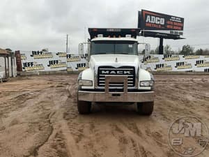 SOLD - 2018 Mack GU713 Lot No. 186322 Other Equipment with 56,217 mi ...