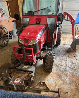 2018 Mahindra Max 26XLT Tractors For Sale with 3,385 Hrs | Tractor Zoom