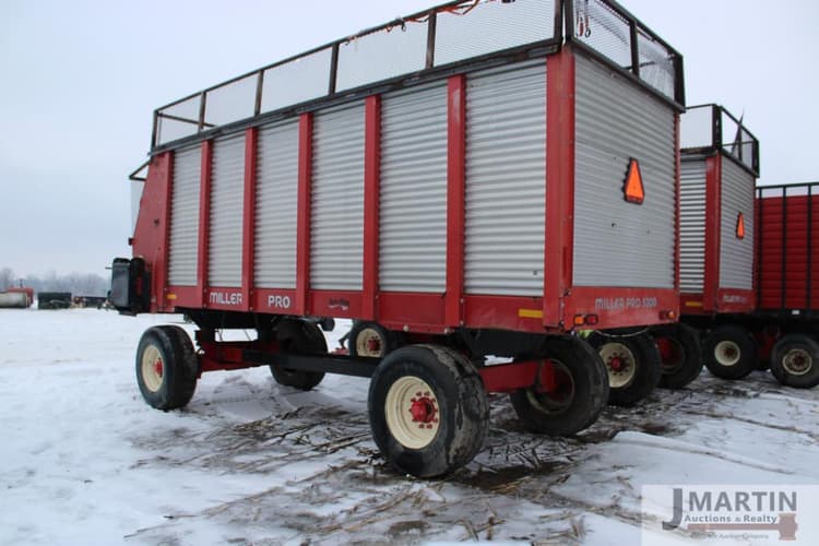 2018 Miller Pro 5300 Harvesting Forage Wagons for Sale | Tractor Zoom