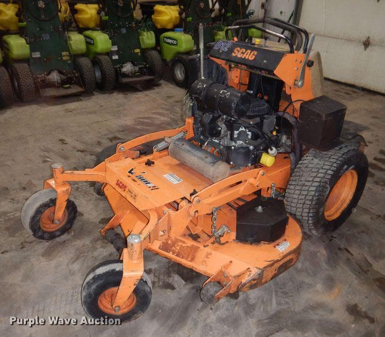 Tractor Zoom - 2018 Scag V-Ride II