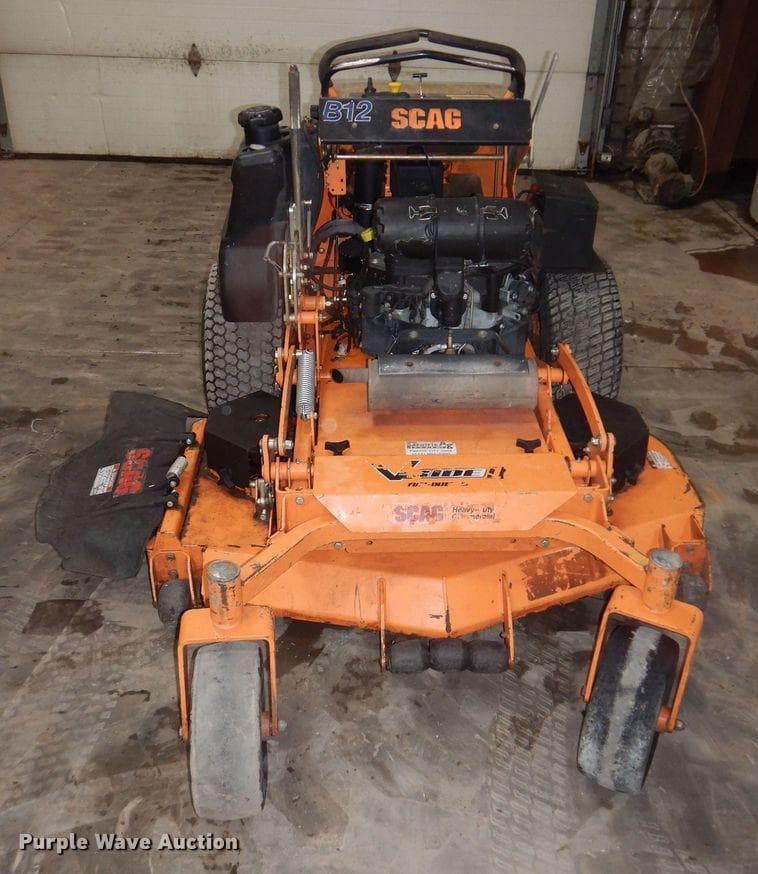 Tractor Zoom - 2018 Scag V-Ride II