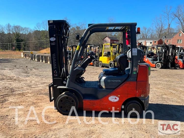 2018 Toyota 8FGCU25 Construction Forklifts for Sale | Tractor Zoom