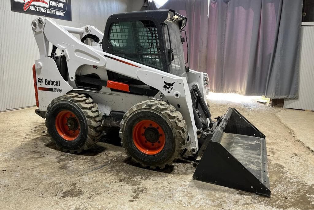 2019 Bobcat S850 Construction Skid Steers for Sale | Tractor Zoom