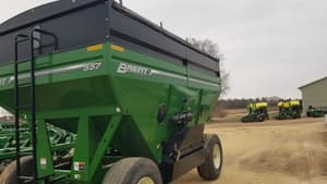 SOLD - 2019 Brent 557 Stock No. 208537 Harvesting with 550 Bu | Tractor Zoom
