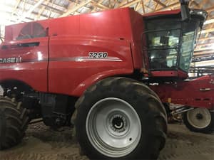 SOLD - 2019 Case IH 7250 Combines Stock No. 01015292741A | Tractor Zoom