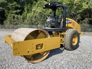SOLD - 2019 Caterpillar CS56B Lot No. 57755392 Construction with 1,631 ...