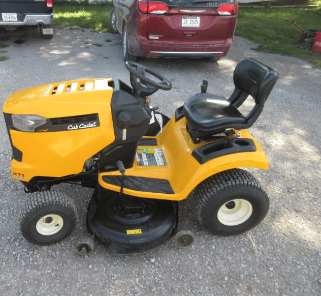 2019 Cub Cadet XT1 LT46 Other Equipment Turf for Sale | Tractor Zoom