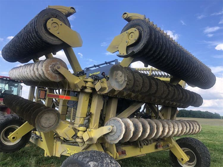 2019 Degelman Pro-Till 40 Tillage Vertical Tillage for Sale | Tractor Zoom