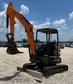 SOLD - 2019 Doosan DX35 Lot No. LU9949 Construction with 715 Hrs ...