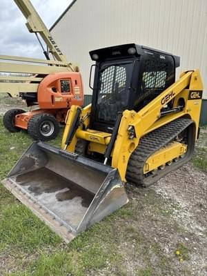 SOLD - 2019 Gehl RT215 Lot No. 4361 Construction with 899 Hrs | Tractor ...