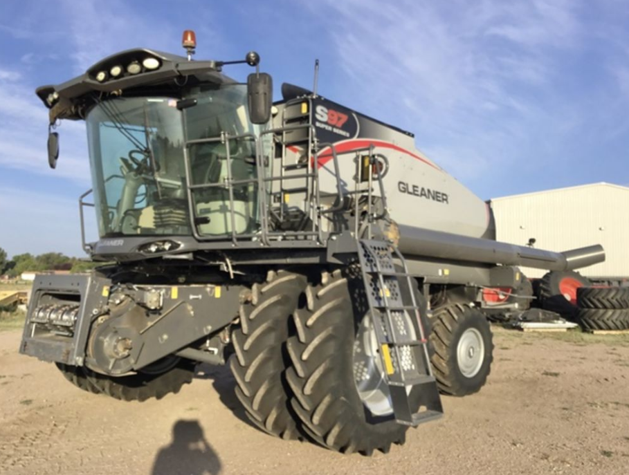 SOLD - 2019 Gleaner S97 Stock No. 06566Y Combines with --- Hrs ...