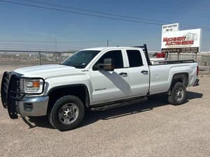 SOLD - 2019 GMC 2500HD Lot No. 55 Other Equipment with --- mi | Tractor ...